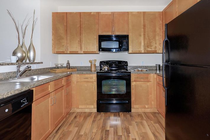 Foster Square Apartments - Photo Gallery