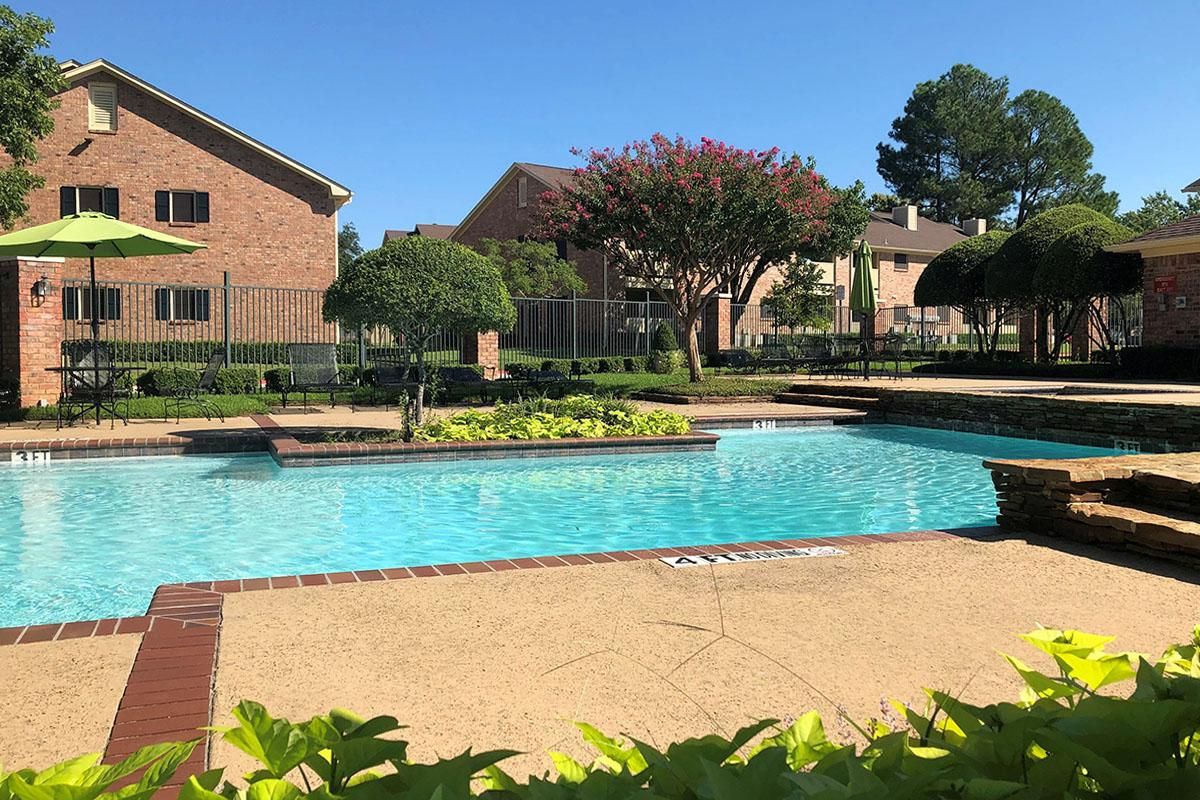 Hunter's Glen - Photo Gallery