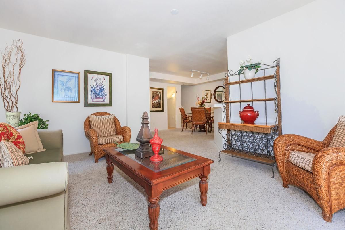 River Ranch Townhomes & Apartments - Photo Gallery